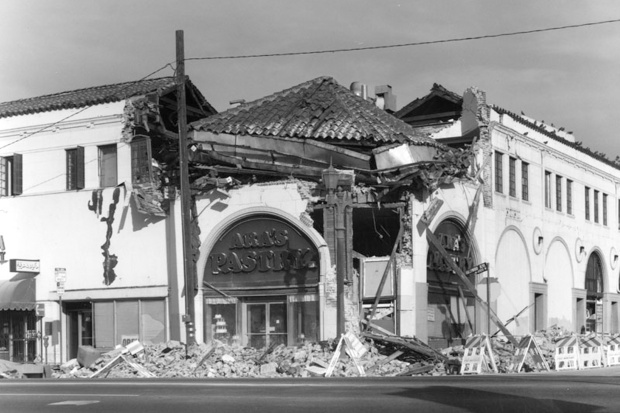 Northridge Earthquake 20 years later: Then and now photo gallery | scpr.org